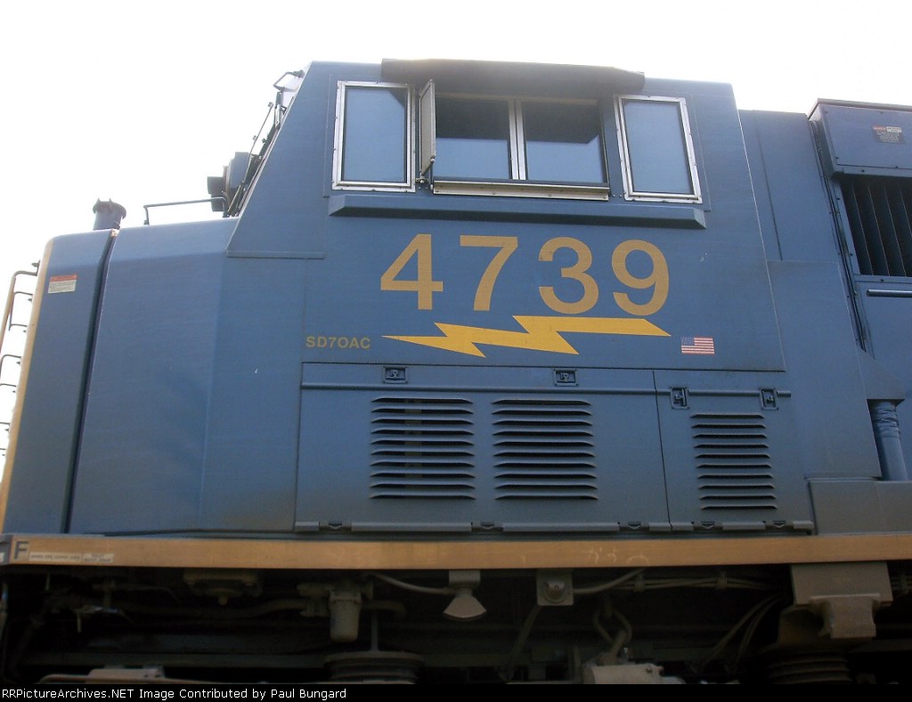 CSX 4739 SD70MAC 07-30-2005 Cab